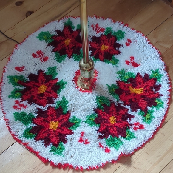 Holiday | Vintage Shag Latch And Hook Rug Poinsettia Christmas Tree ...